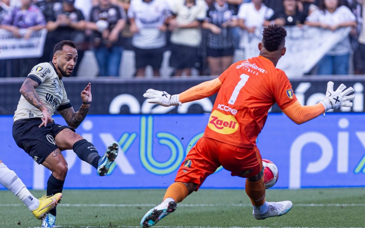 Reforço do Atlético, Maycon chega a BH nesta quinta para exames