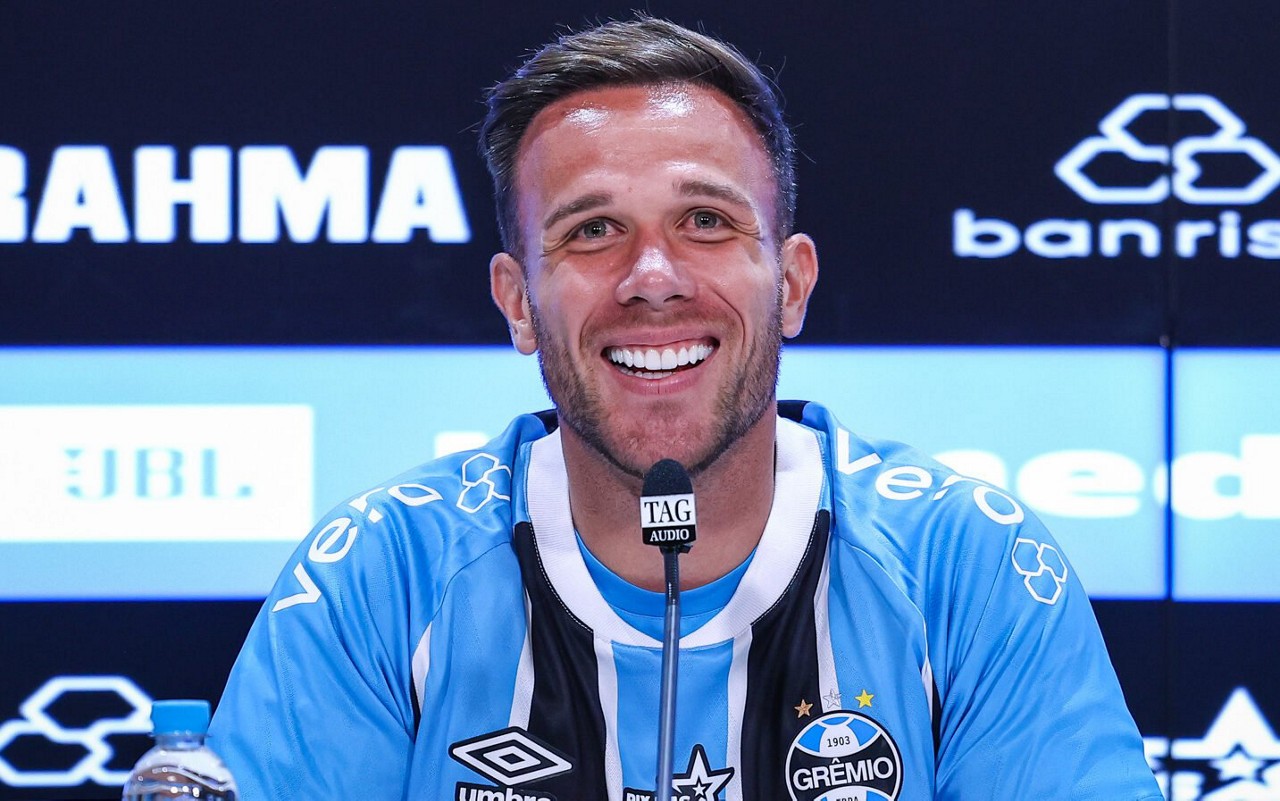 Arena do Grêmio deve receber grande público para reestreia de Arthur