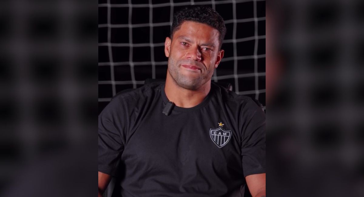 Hulk chora em despedida do Atlético; veja vídeo
