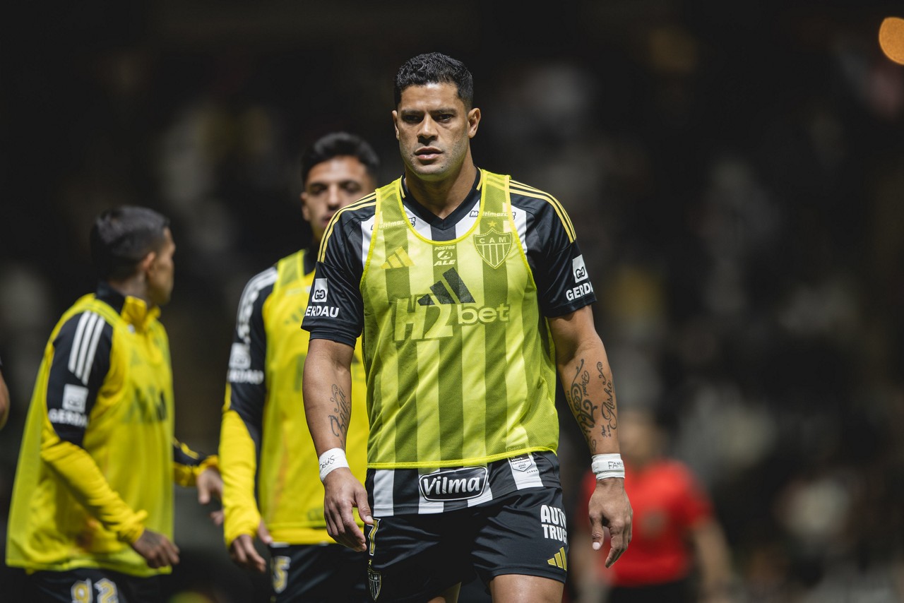 Hulk amarga pior fase e jejum mais longo com a camisa do Atlético