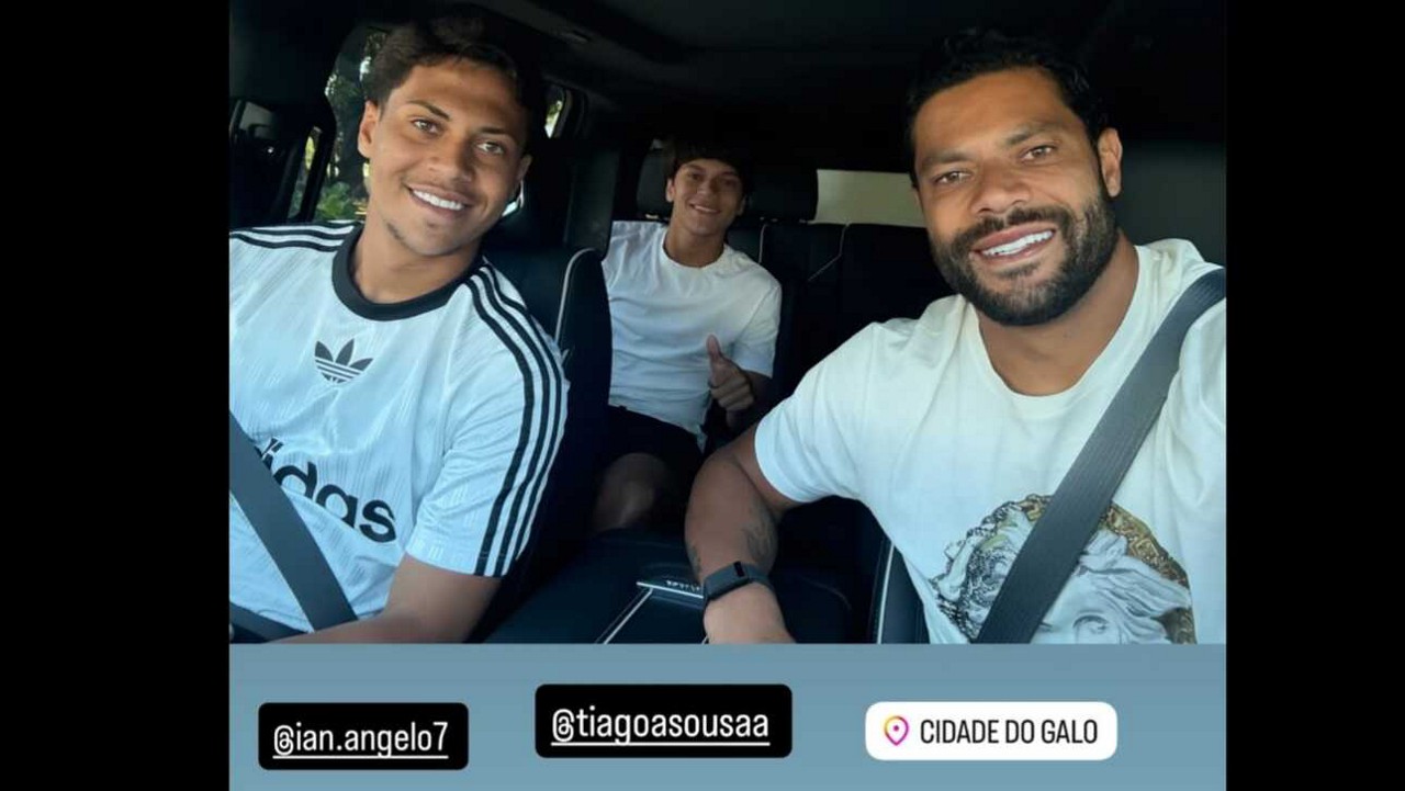 Hulk leva filhos para treinar na base do Galo e celebra 'sonho'