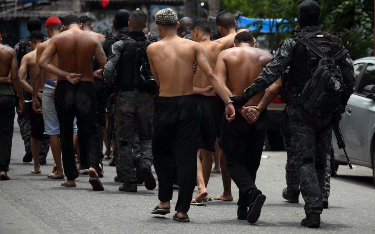 Comando Vermelho: origem, atuação e impacto no RJ e Brasil