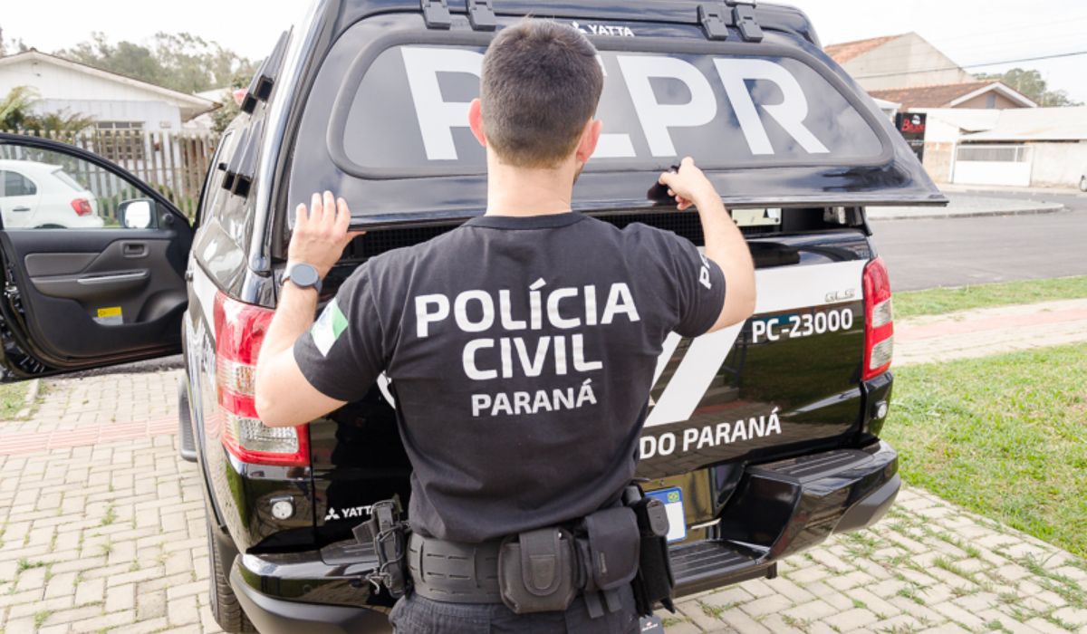 Homem é preso suspeito de matar esposa e filha em carro no Paraná