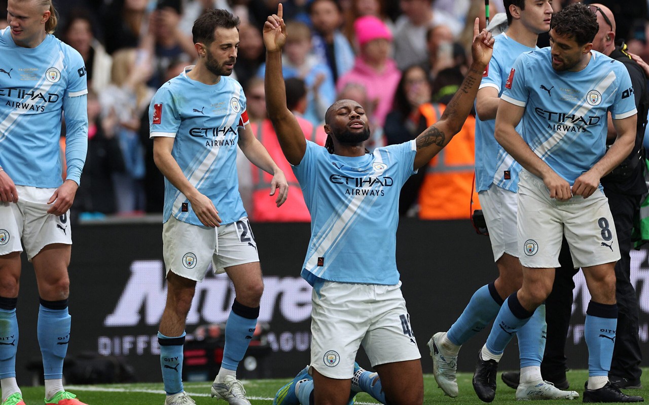 Com golaço, Manchester City vence Chelsea e conquista título da FA Cup