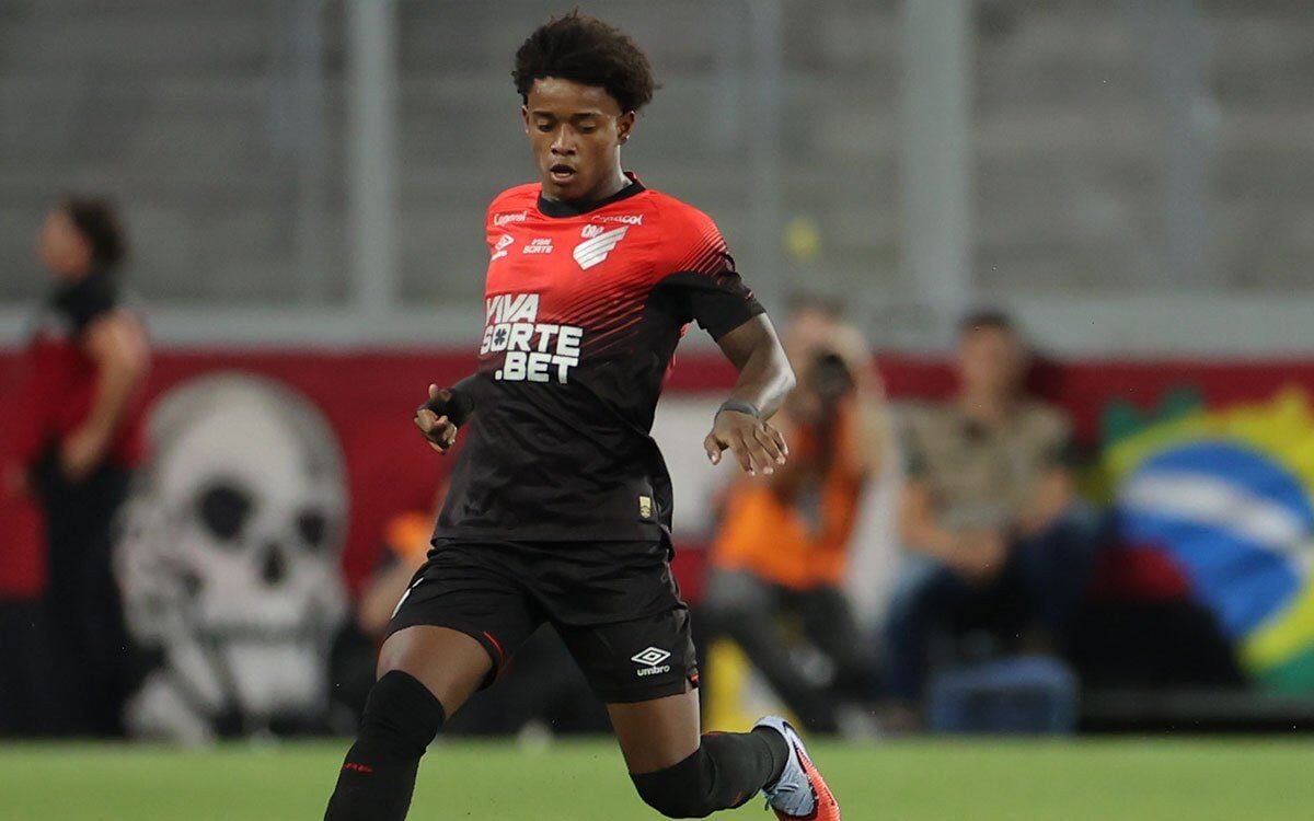 Com novo impasse, joia fica fora de estreia do Athletico contra o ...