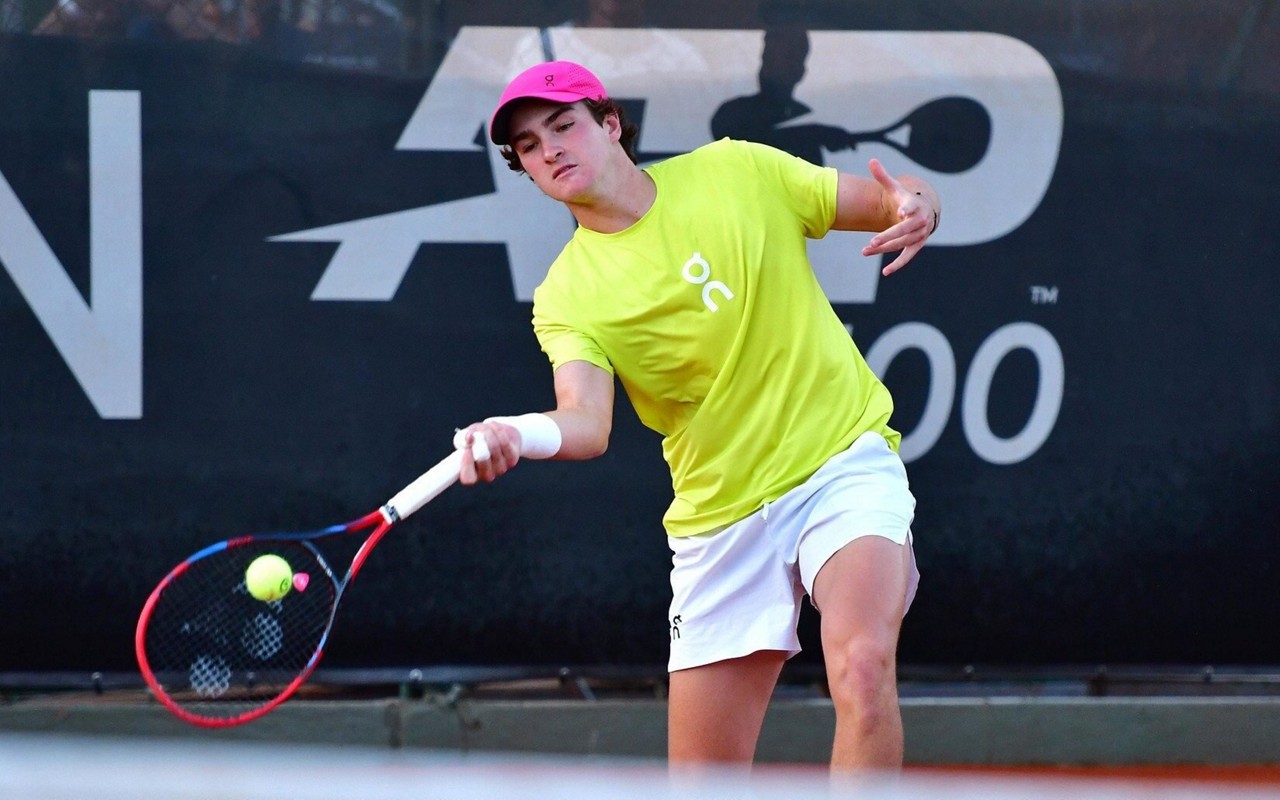 Comentaristas analisam estreia de João Fonseca em Miami: 'Jogo difícil'