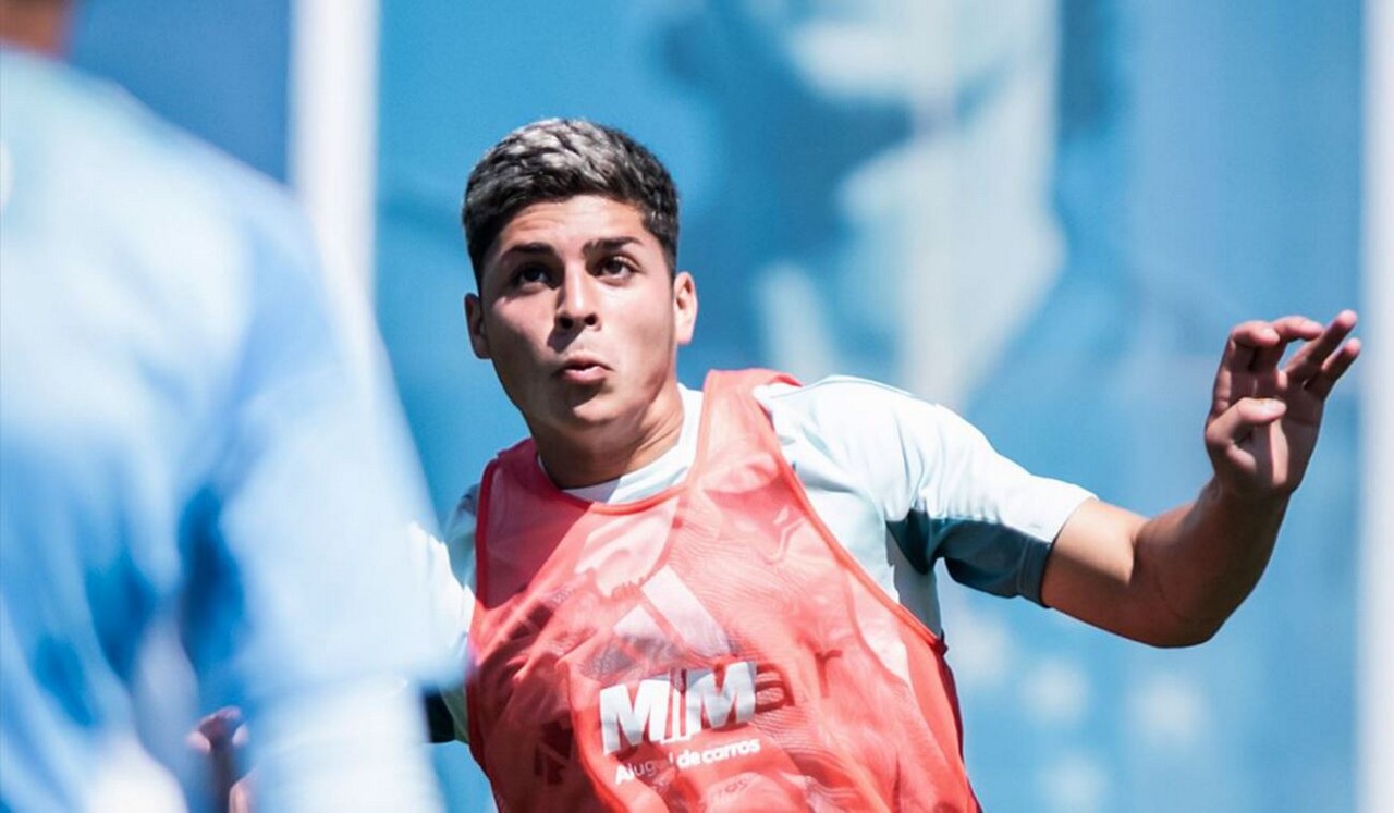 Joia do Cruzeiro, Baptistella acumula treinos no profissional