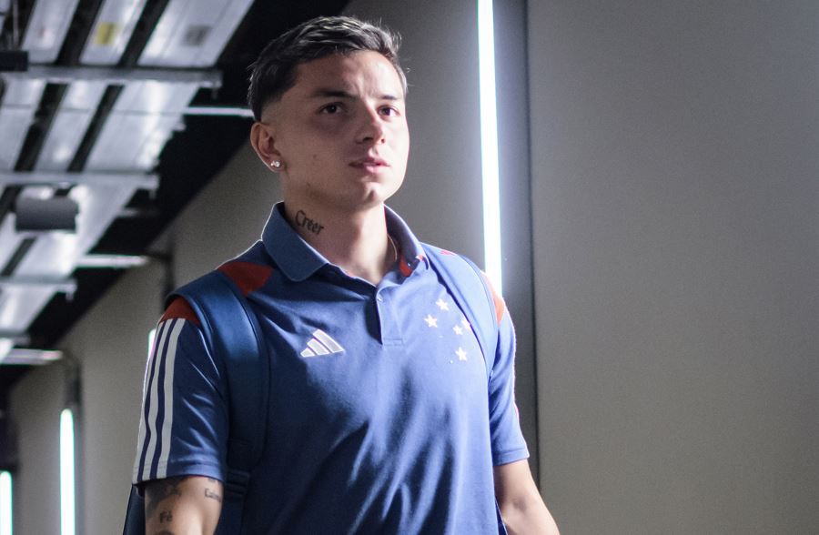 'É uma partida de 180 minutos', diz Barreal após empate do Cruzeiro com ...