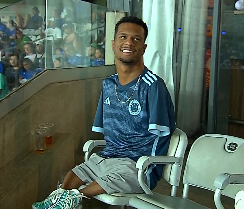 Gabrielzinho, o fenômeno paralímpico, é ovacionado no Mineirão