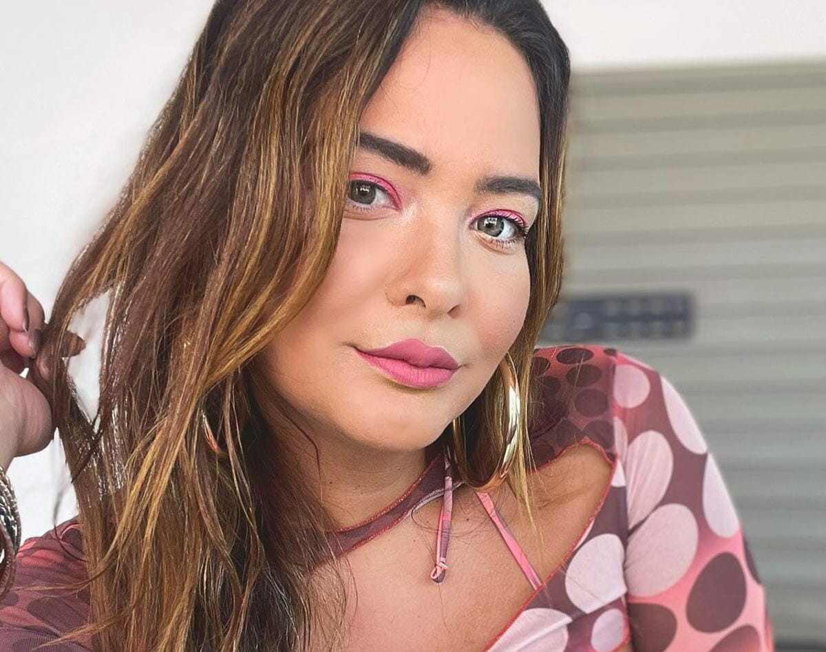 Geisy Arruda mostra popa do bumbum e provoca seguidores