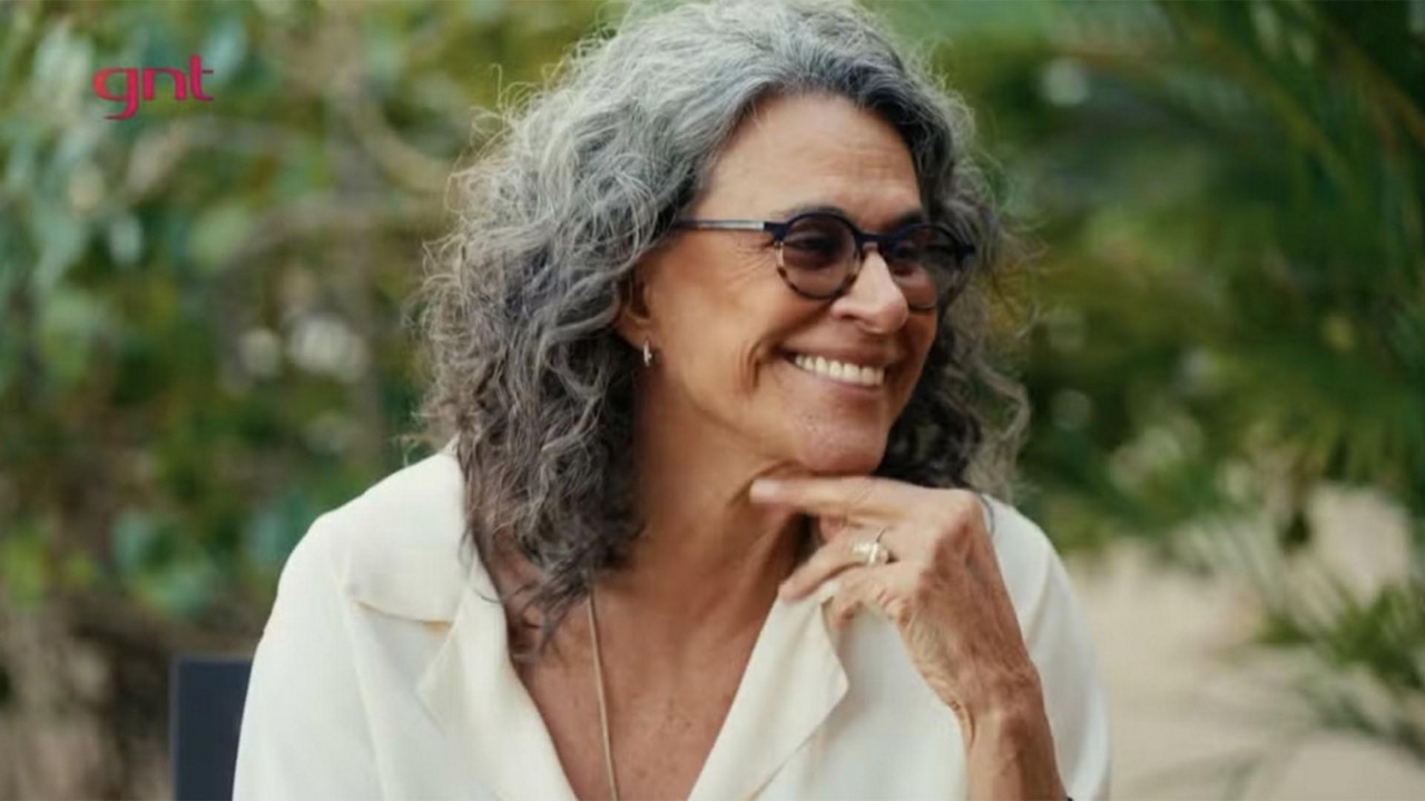 Cantora Simone revela que é casada há 8 anos com mulher: "Melhor