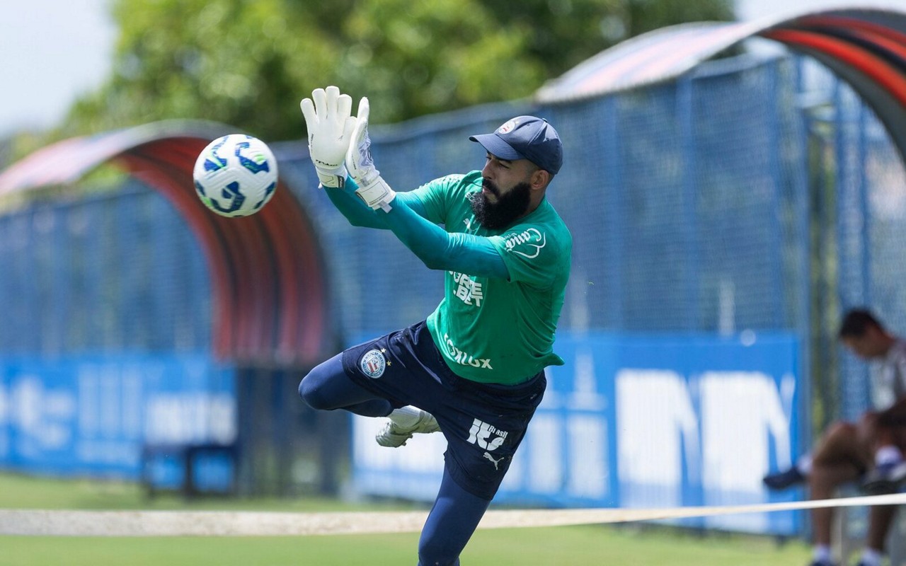 Ex-Inter e Corinthians, goleiro do Bahia anuncia aposentadoria: 'Era ...