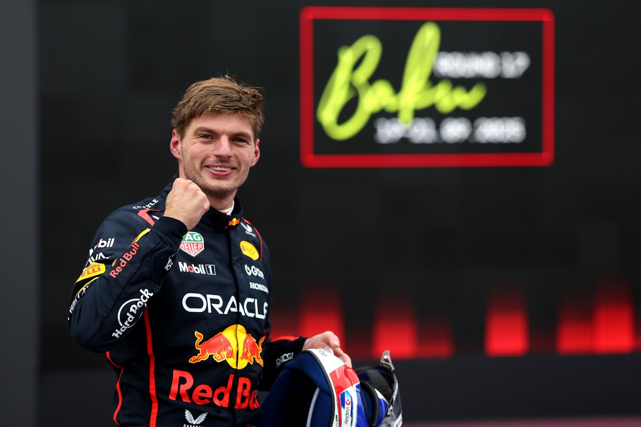 Max Verstappen chega ao Brasil para passar Ano Novo no Rio