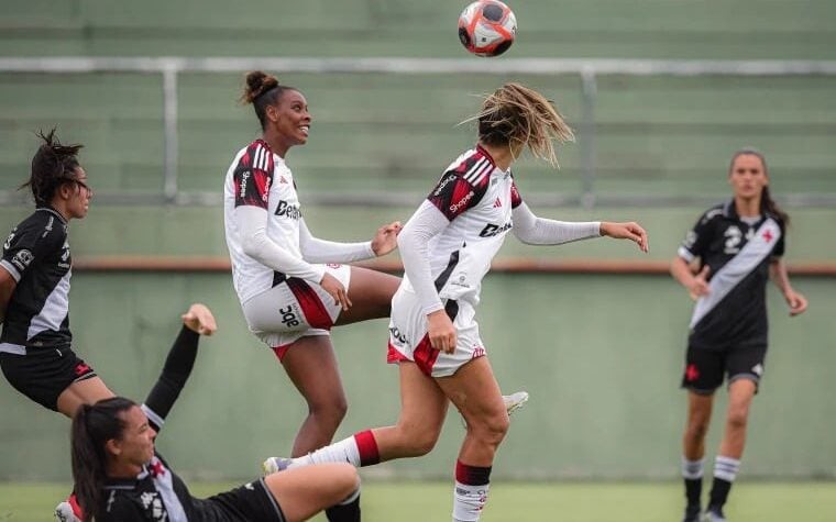 Flamengo e Vasco empatam, e vaga da final do Carioca será definida na Gávea