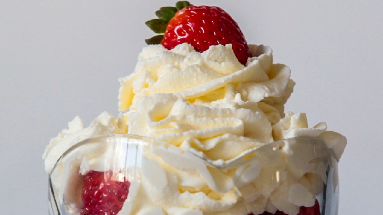 Como fazer chantilly em casa? Veja preparo fácil com apenas dois ...