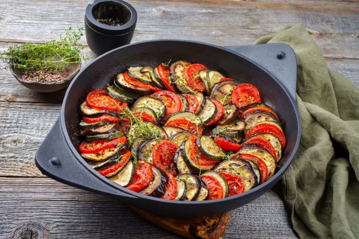 Ratatouille no forno: 3 receitas irresistíveis e fáceis de fazer
