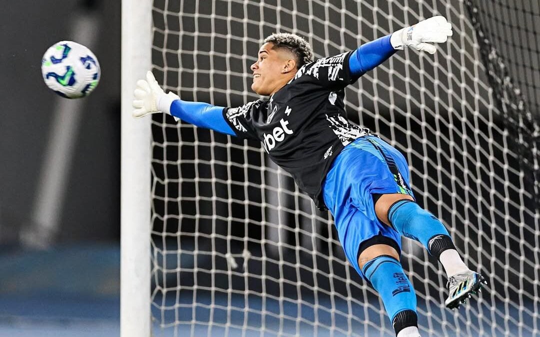 Goleira do Botafogo avalia pré-temporada como intensa e fala em ...