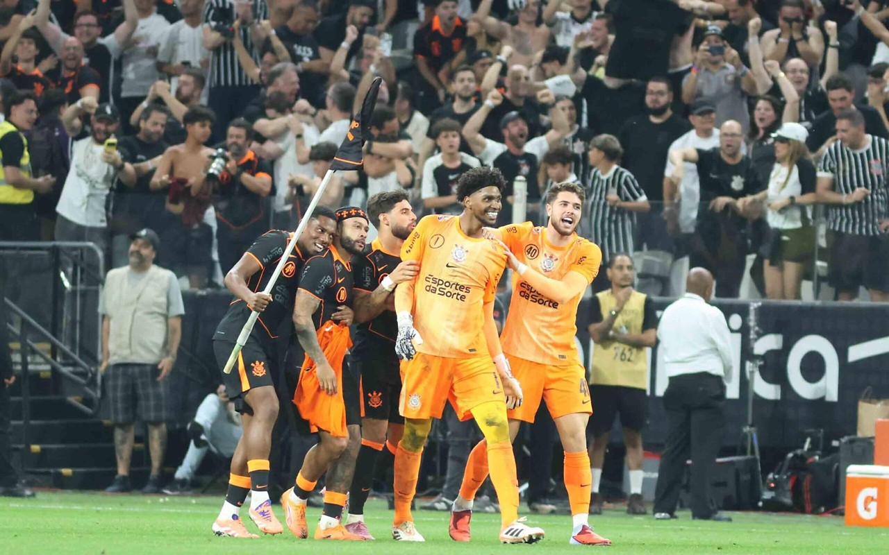 Corinthians provoca Cruzeiro após eliminação na Copa do Brasil
