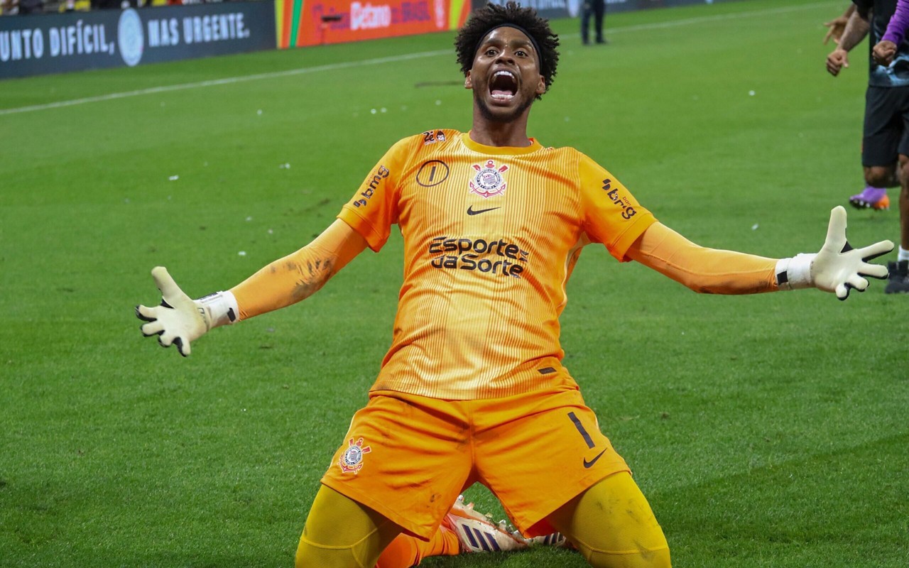 Hugo Souza vira herói diante de ídolo do Corinthians e mantém vivo o ...