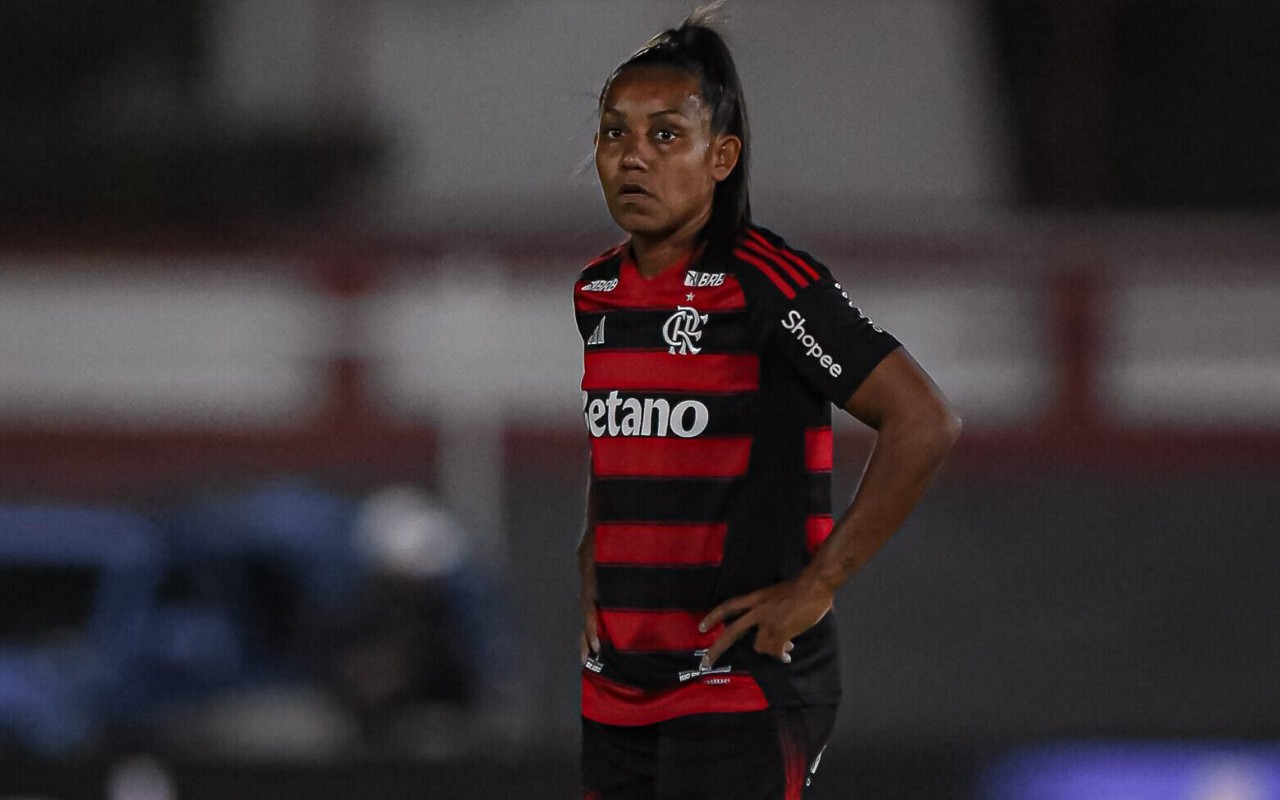 Ju Ferreira destaca dedicação do Fla para ‘fechar o ano com chave de ouro’
