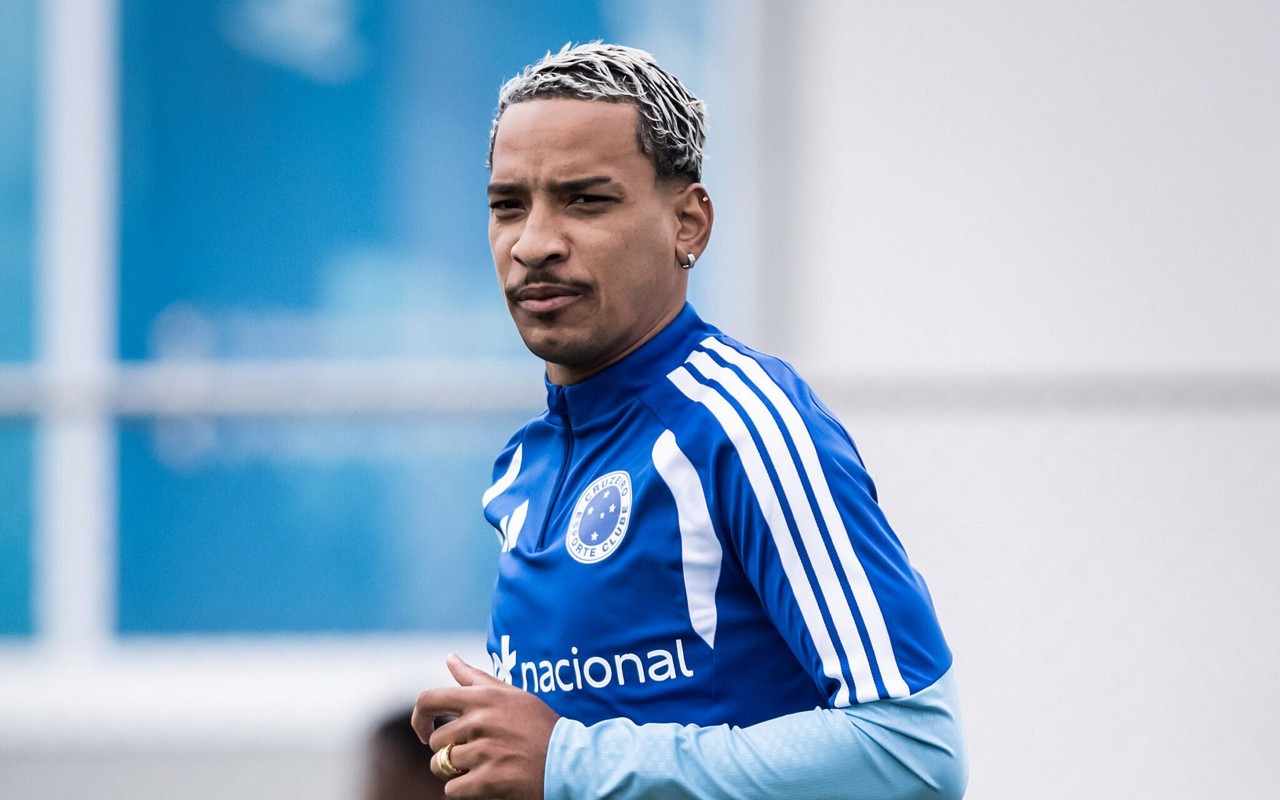 Cruzeirenses mostram ansiedade por renovação de Matheus Pereira