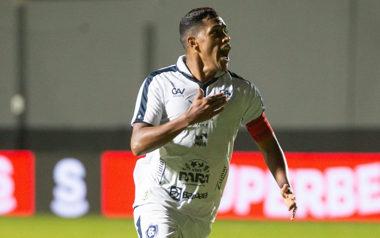 Pedro Rocha abre o jogo sobre renovação com o Remo: 'Estou muito tranquilo'