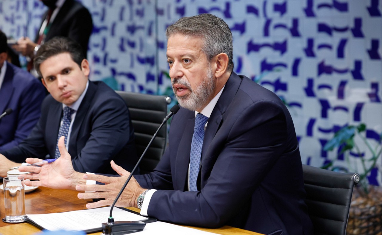 Câmara garante votação do PL do IR na quarta-feira (1º)