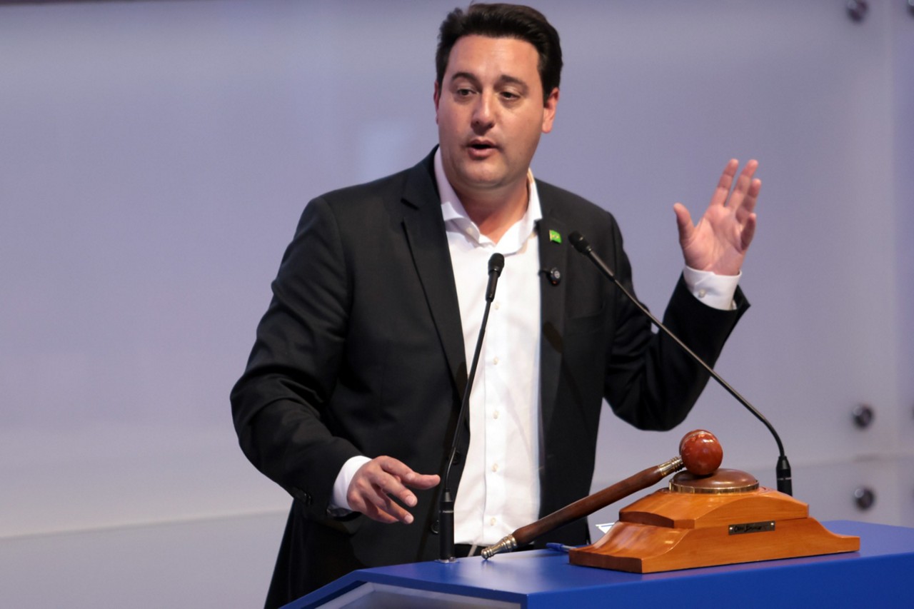 Ratinho Jr. aceita candidatura presidencial e critica polarização