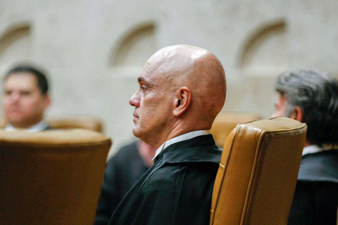 Moraes volta a falar e nega ter pressionado por venda do Master