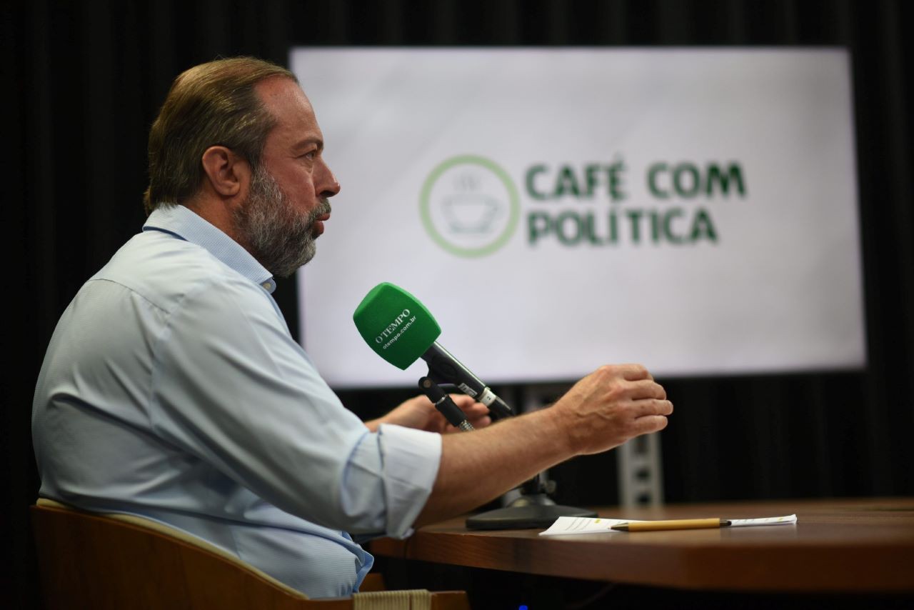 Alexandre Silveira critica Zema e avalia gestão de Minas Gerais