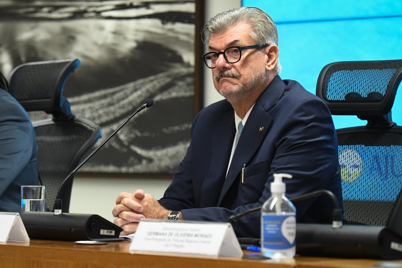 MP junto ao TCU pede suspensão do salário de Marco Buzzi