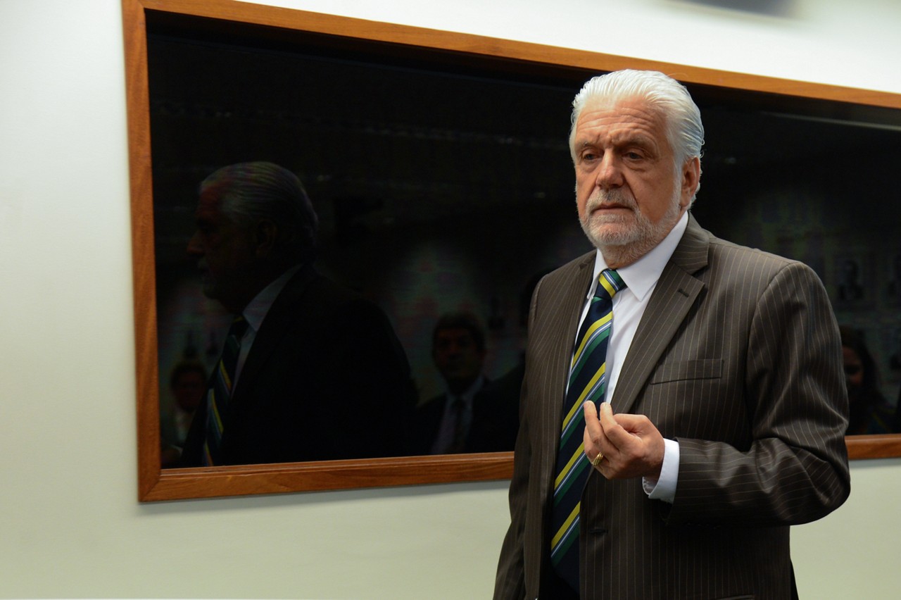 Jaques Wagner aciona STF para cancelar busca em sua casa