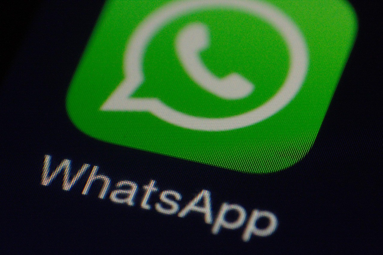 Cade investiga Meta por abuso de IA no WhatsApp
