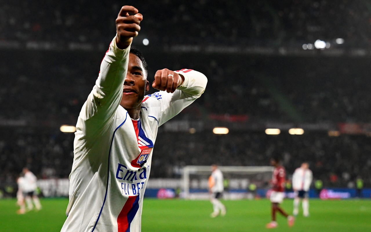 Torcedores do Real Madrid pedem reforços: 'Veremos Endrick e Nico na ...