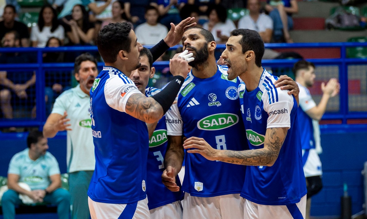 Coletivo do Sada Cruzeiro se destaca no Mineiro de Vôlei